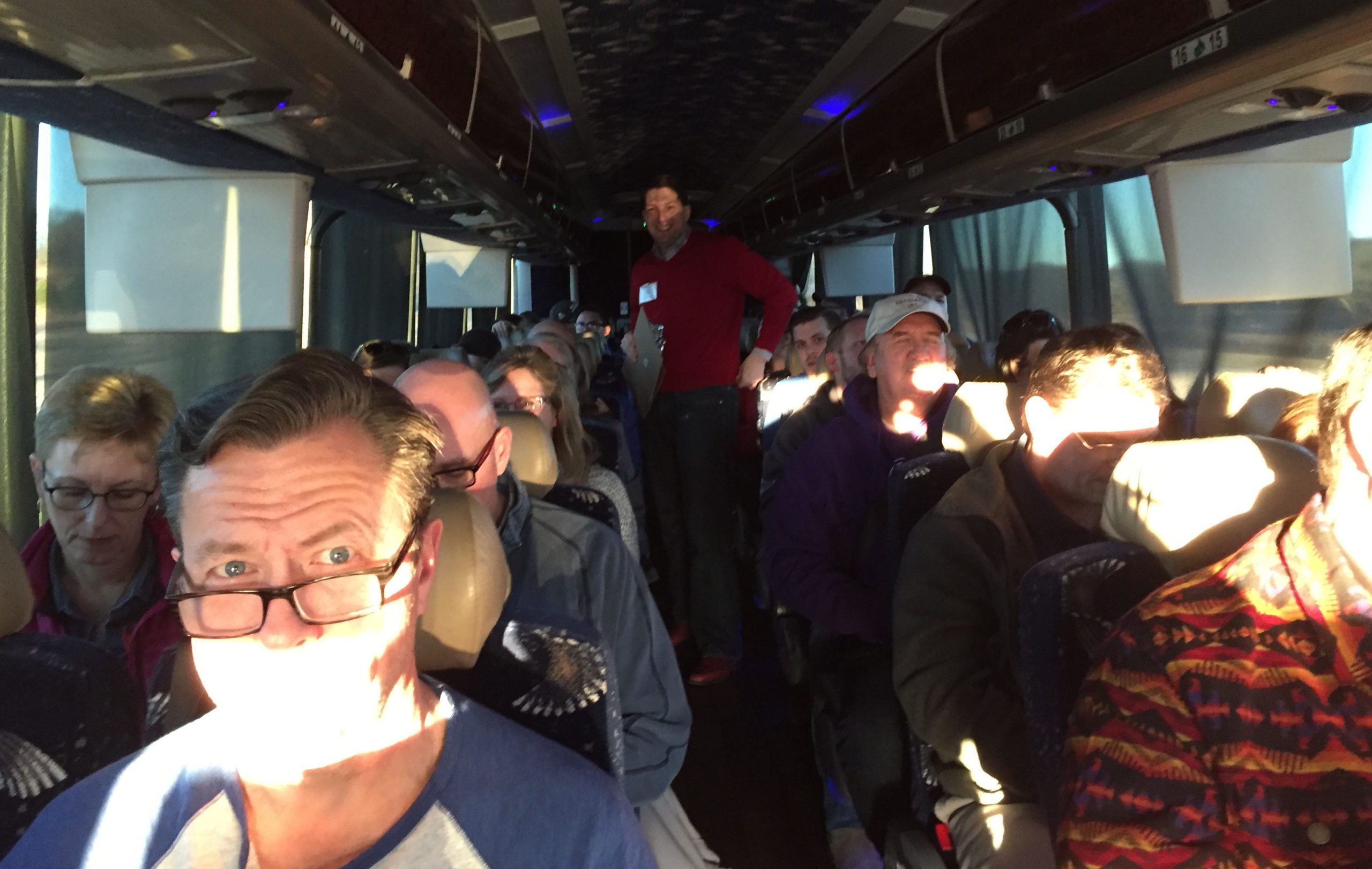 FULL BUS_7937 - The Frontier