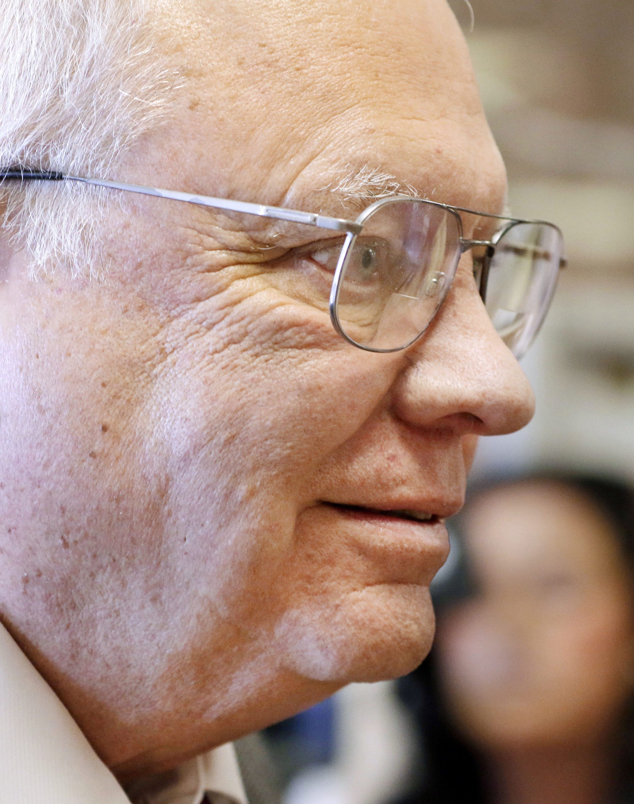 Ahead of Bates trial, lawyers wrangle over perception issues