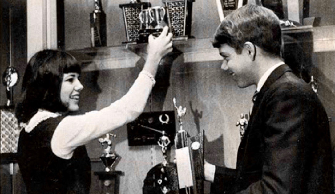 Segregation and working-class struggle part of Elizabeth Warren's ...